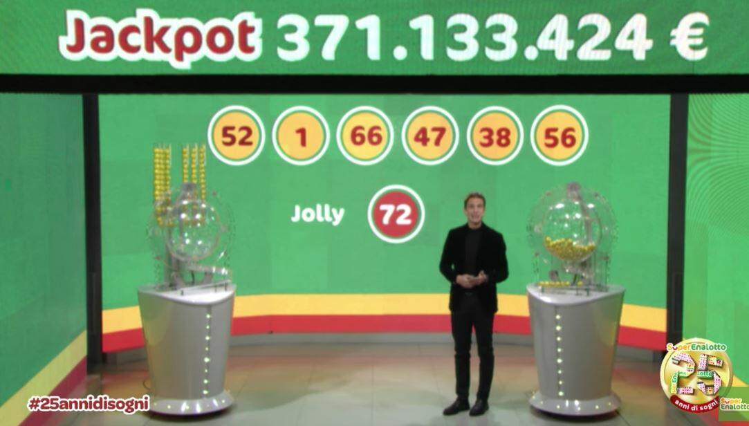 Superenalotto da record: 370 milioni di euro per 100 vincitori, quote ...