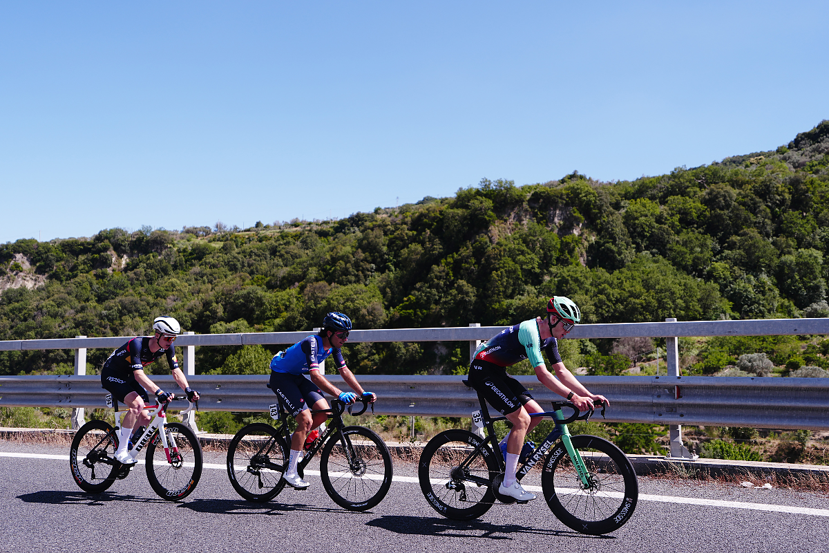 Giro d'Italia Next Gen 2026: prima rosa a Kasper Haugland