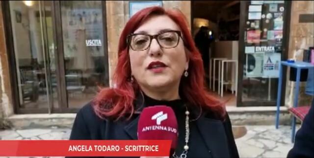 Taranto: Teatro del Pitagora da cornice a presentazione libro Angela Todaro